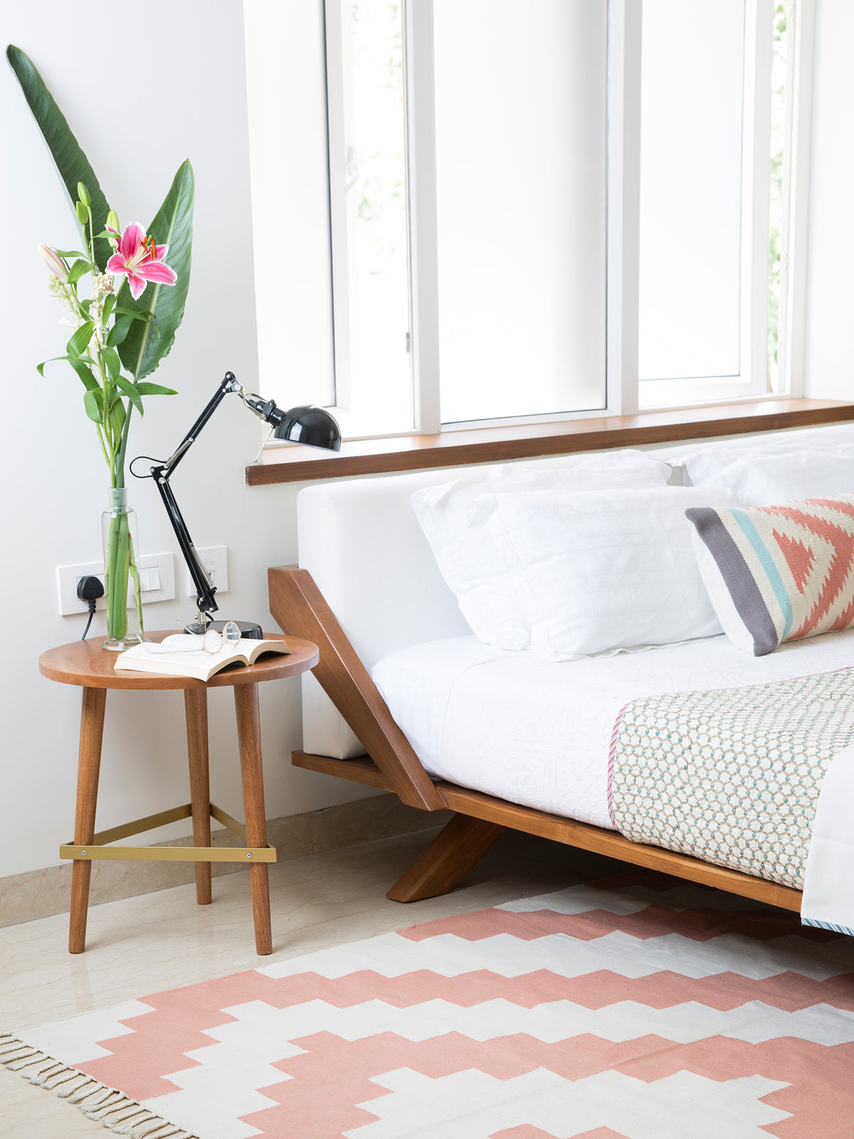 Side Tables– N SQUARE STUDIO