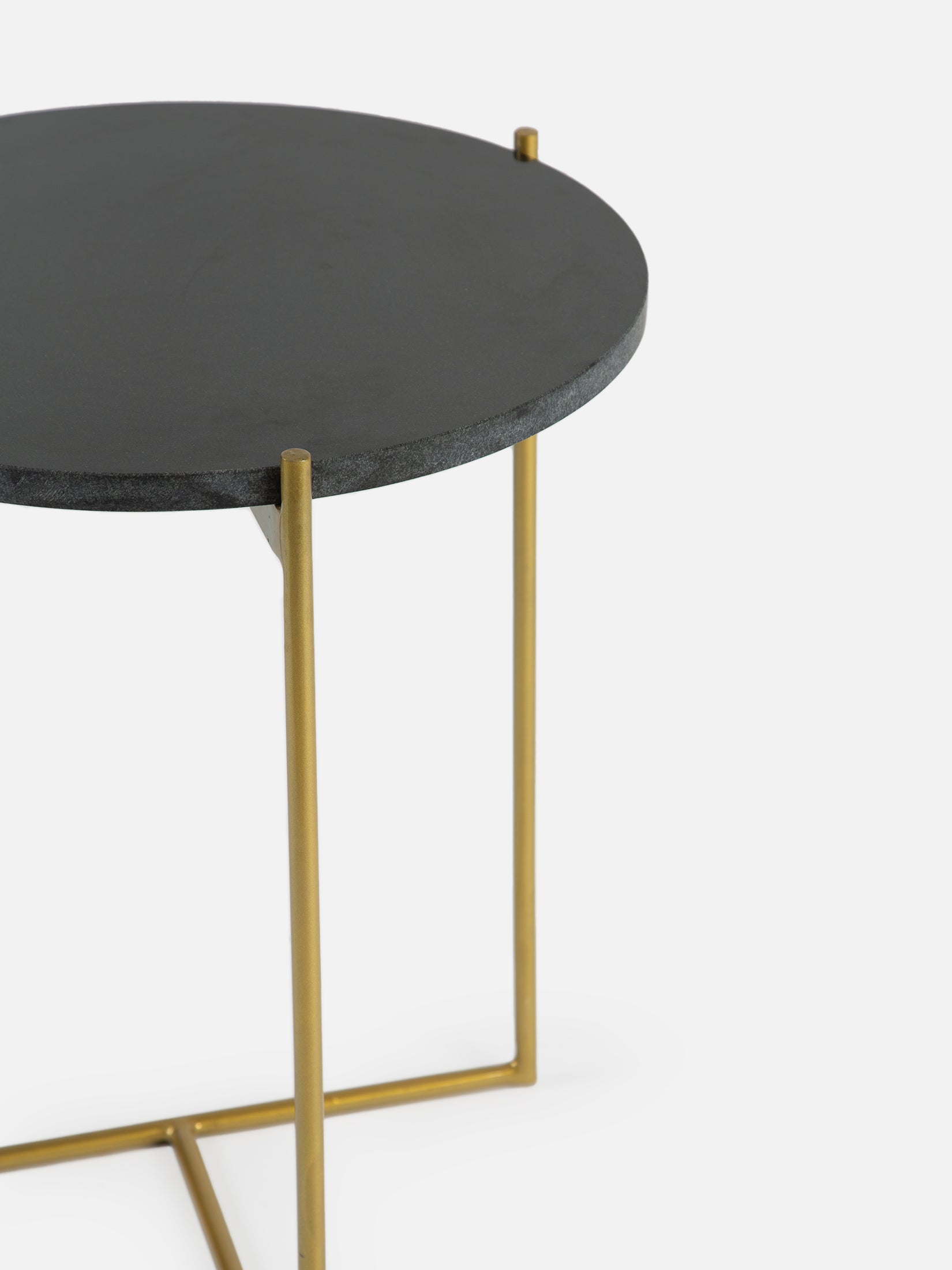 Side Tables– N SQUARE STUDIO